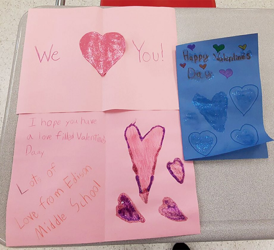 Edison Middle School students make seniors their Valentines | News ...